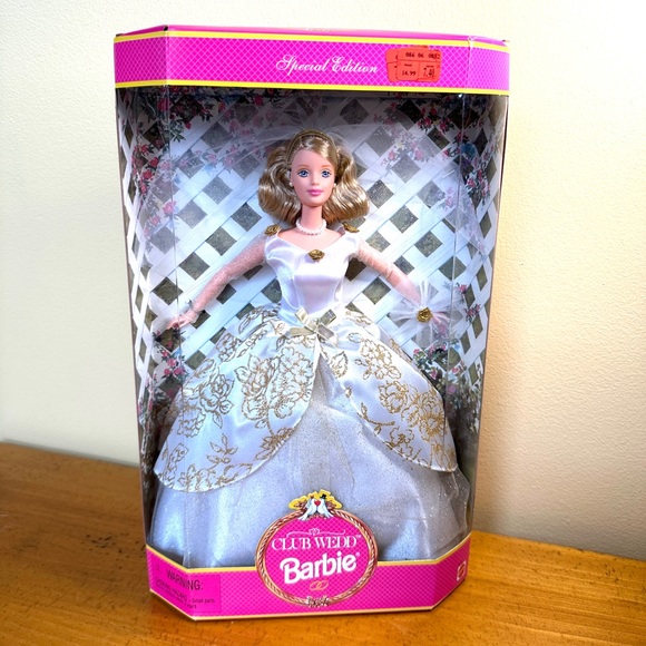 Mattel | Toys | 997 Target Special Edition Cub Wedd Barbie Blonde Nrfb ...